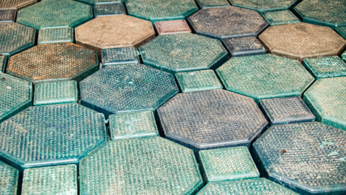 Producer of recycled plastic paving stones | BGS Recyplast