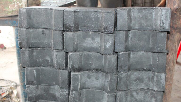 Producer of recycled plastic paving stones | BGS Recyplast